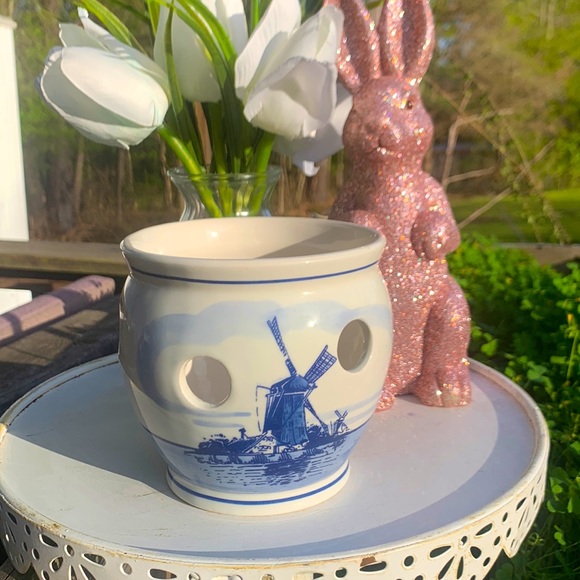 Delft | Accents | Delft Blue Handpainted Holland Jumbo Crocus Bulb ...